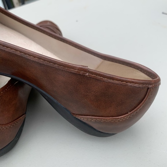 Time and Tru | Shoes | Time And Tru Womens Wide Width Buckle Toe Shoe ...